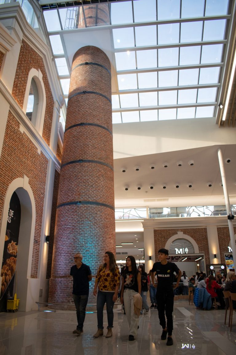 Paraná: con 88 locales comerciales, abrió sus puertas el nuevo shopping ...